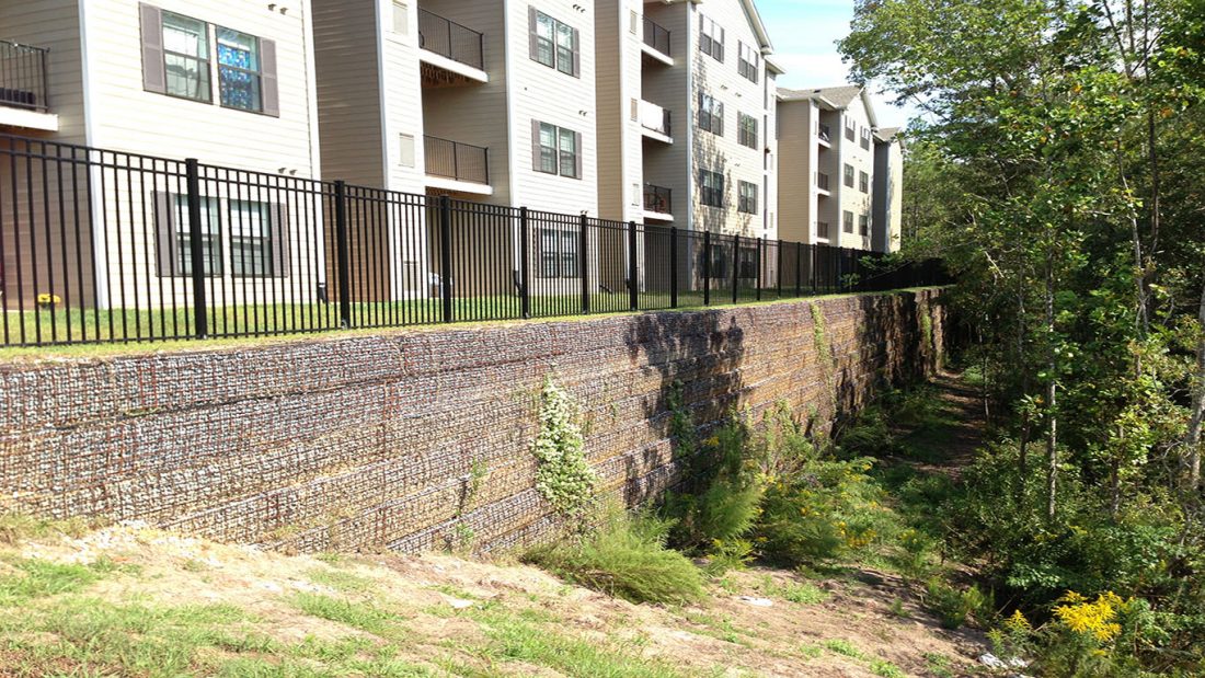WIRE FORM WALLS – Synergy Earth